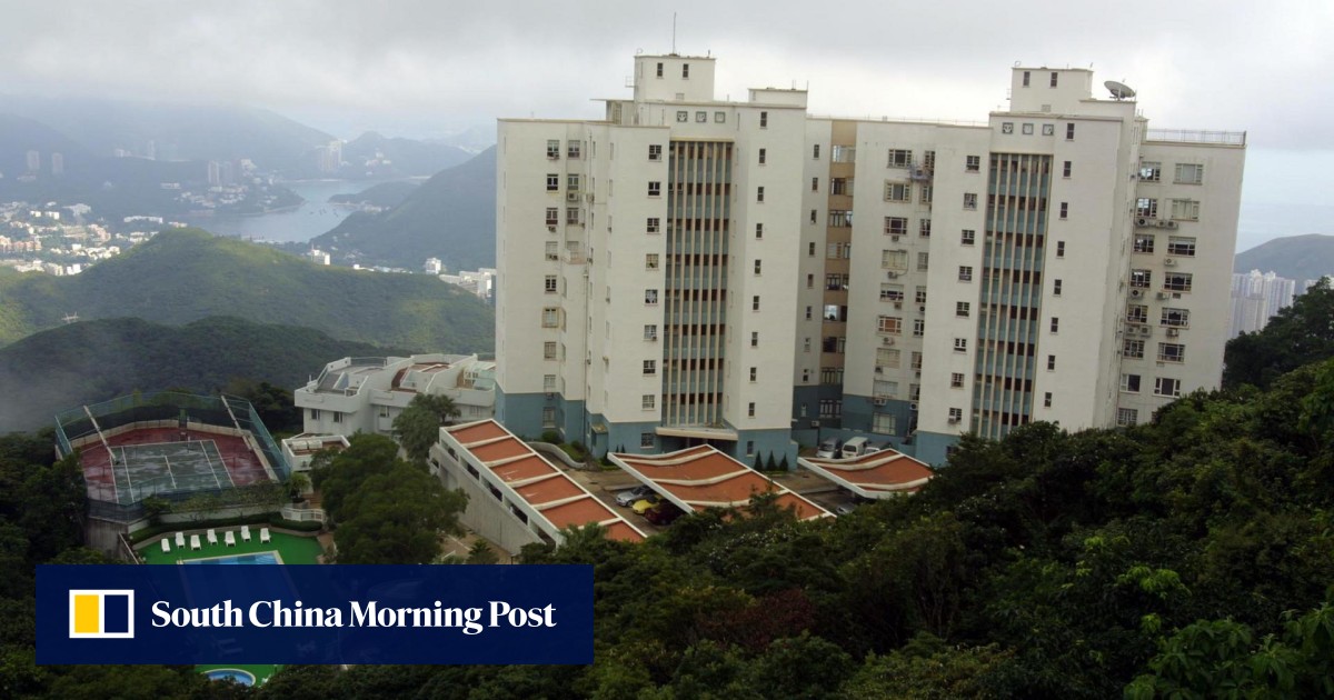 Bungling pair caught on double-decker bus | South China Morning Post