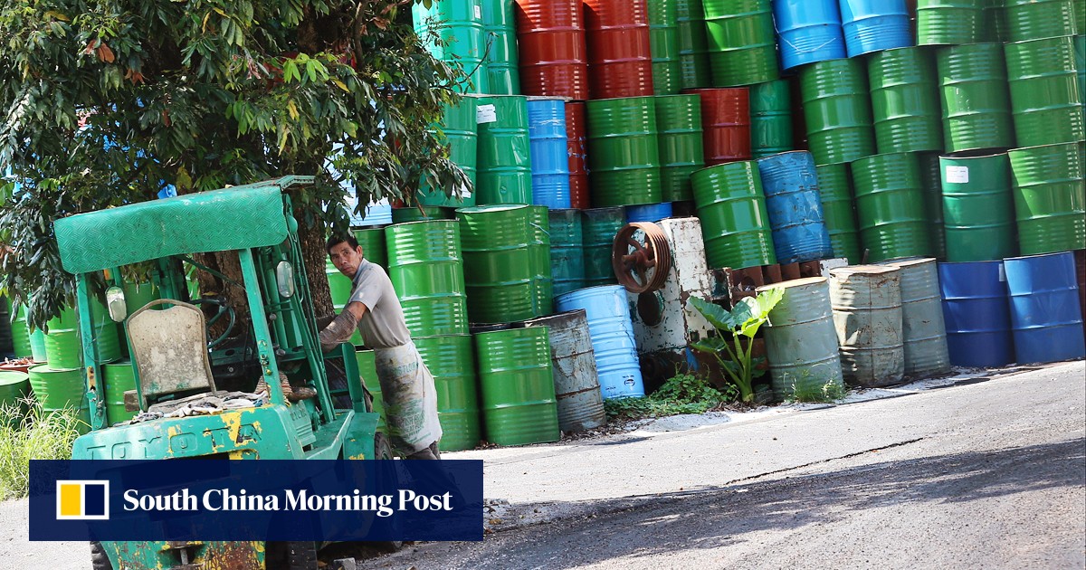 Hong Kong bans Taiwan firm's 'gutter oil' products; 300 businesses ...