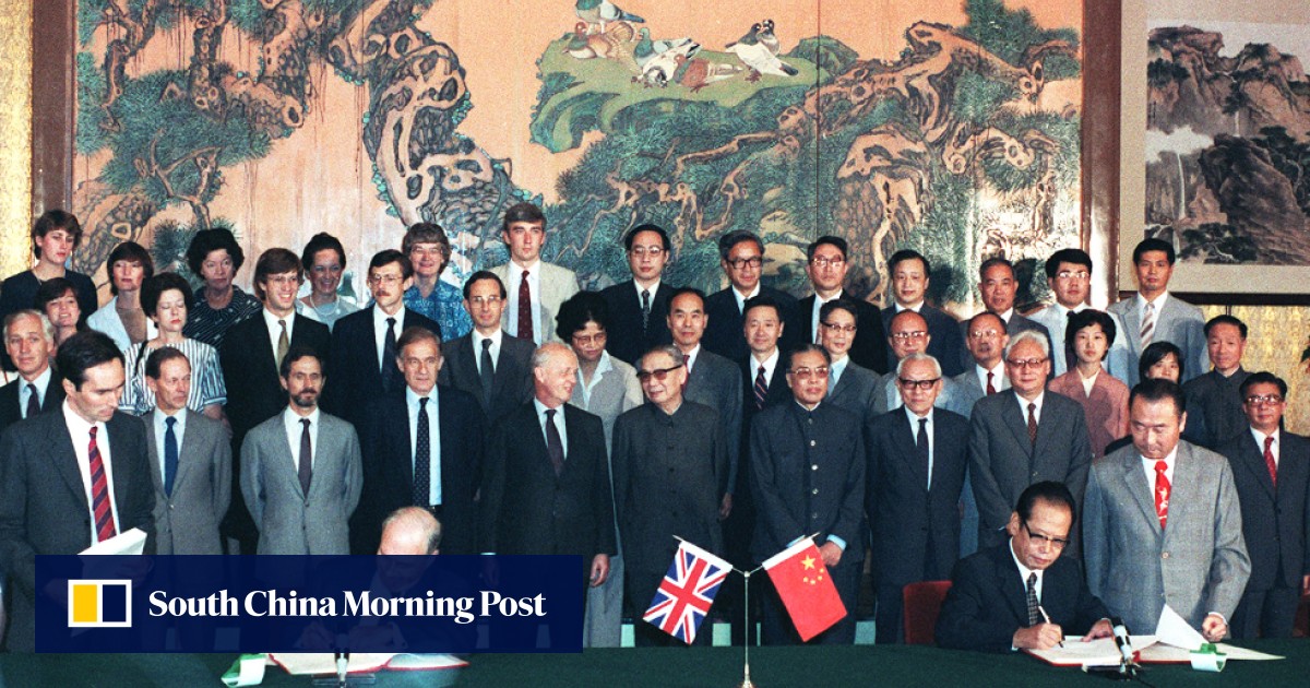 Moments of fate: Signing of draft agreement on Sino-British Declaration ...