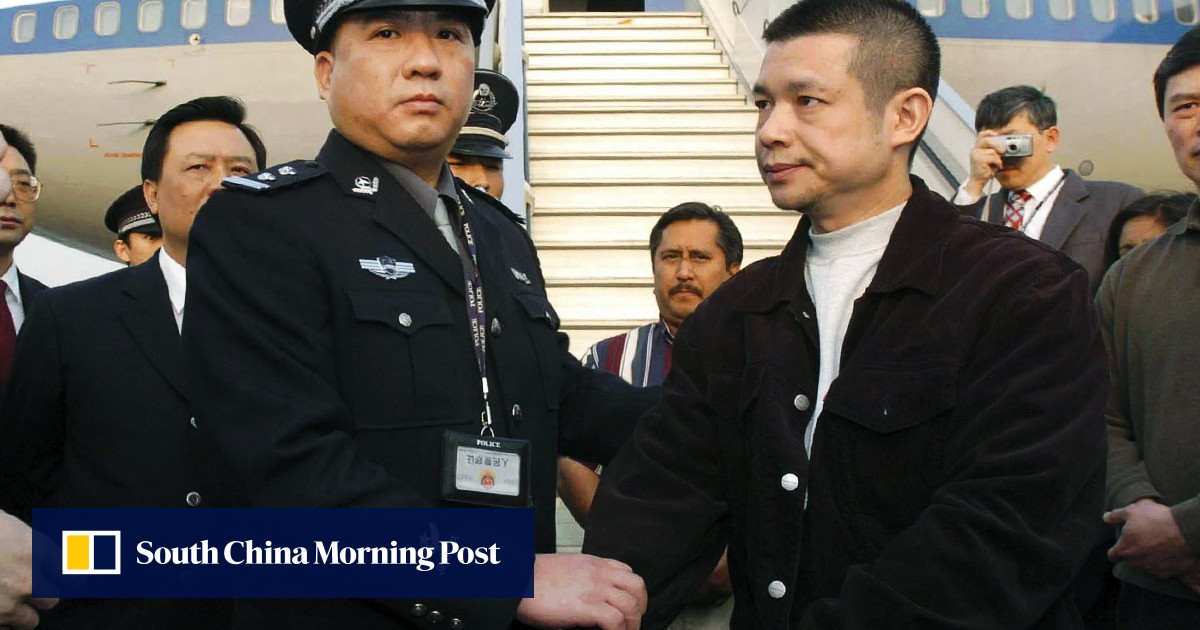 Whistleblowers asked to provide clues to help China's 'fox hunt ...