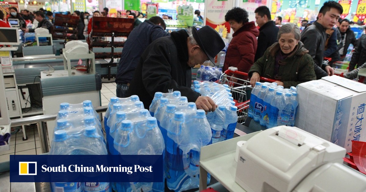 New | ‘Smelly tap water’ sparks rush for bottled water in Chinese city ...