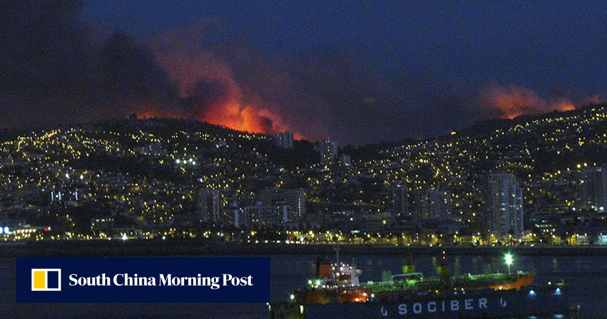 Chile forest fire rages near Valparaiso, thousands evacuated | South ...
