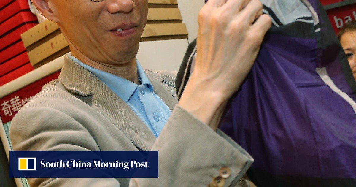 Free bag, or no free bag? That is the question as Hong Kong introduces ...