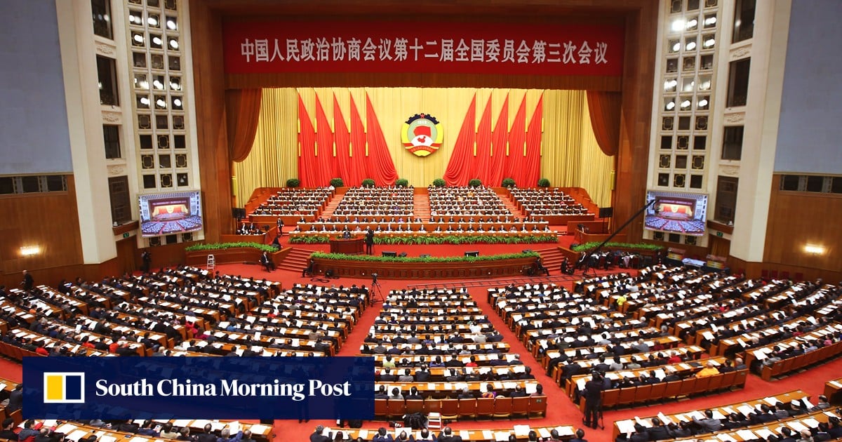 Chinese government officials flock to apply for private-sector jobs ...