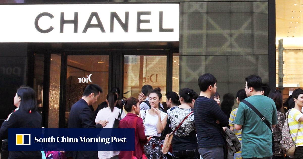 How Chanel sets the fashion for global business with set prices ...
