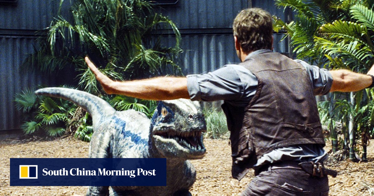 Eight scenes from Jurassic World that are totally unrealistic (spoiler ...