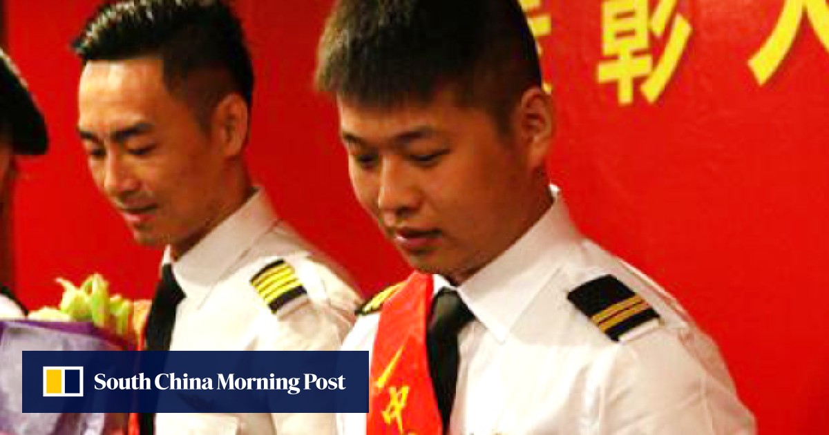Nine Chinese cabin crew awarded 2.5 million yuan for bravery after ...