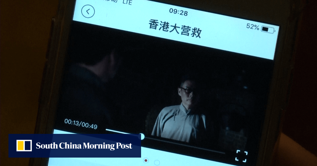 People can watch newly-released movies in cinemas on their smartphones ...