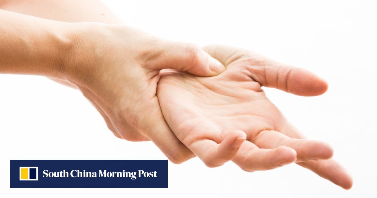 Reduce your stress with simple hand reflexology you can do anytime ...