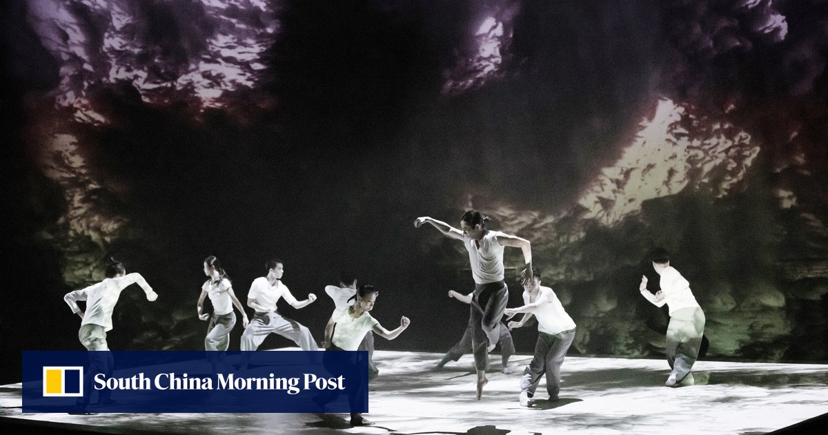 Entering its 5th decade, the Hong Kong Dance Company continues ...
