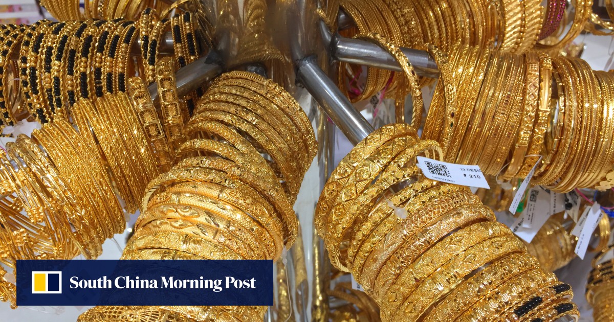 Gold is in demand as price drops, with Asian shoppers buying more bars ...