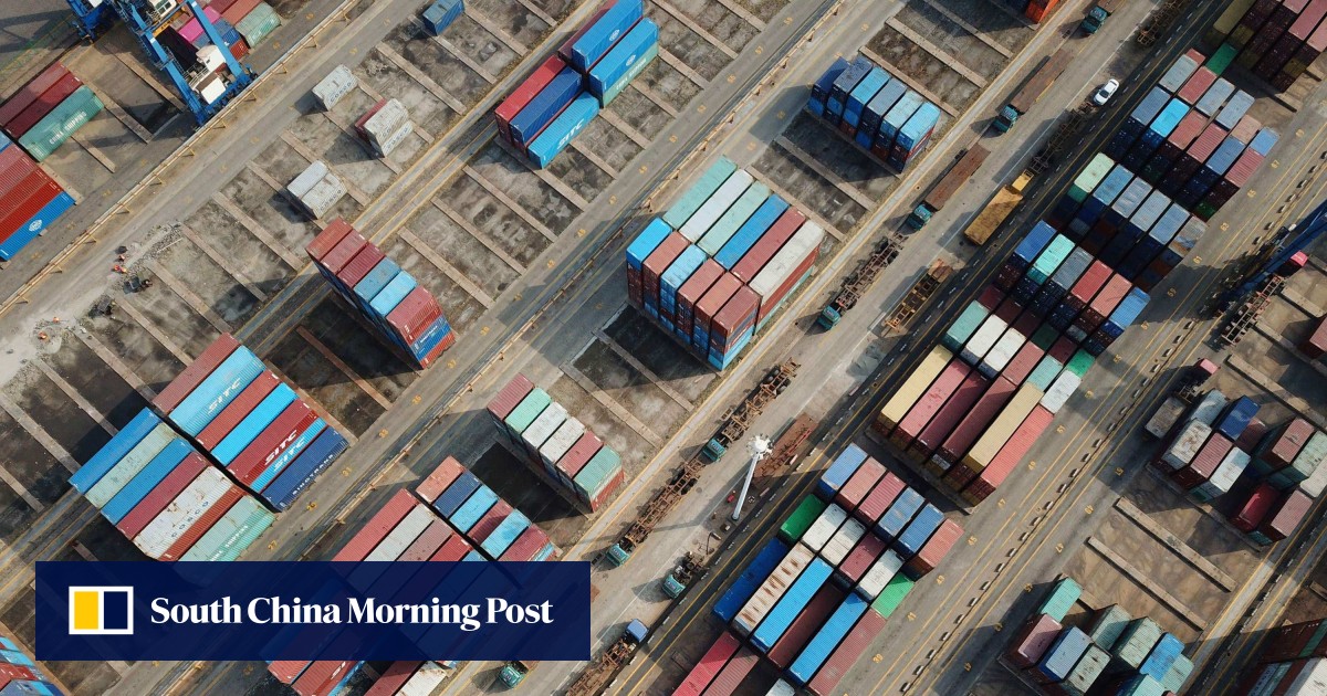 Hong Kong Stocks Tumble As China Factory Report Revives Policy