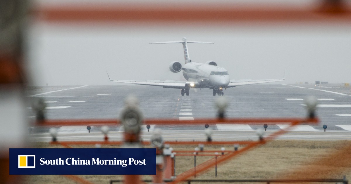 US airlines warn 5G could ground planes and wreak havoc at airports ...