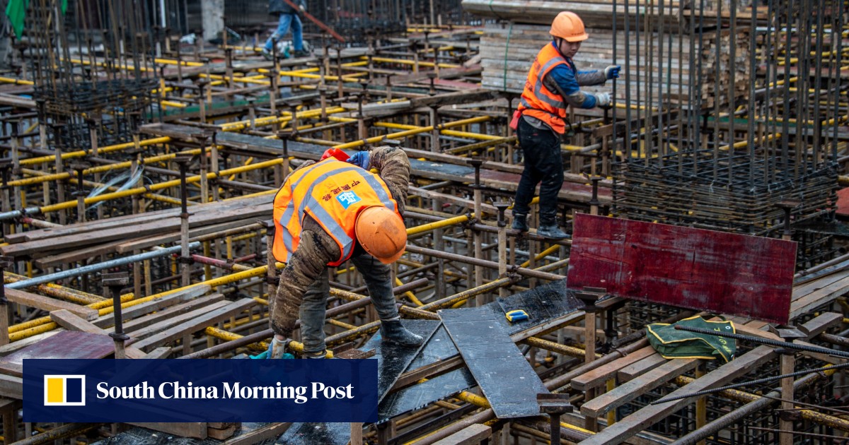 Chinas Services Sector Activity Growth Expands At Slowest Rate In 5