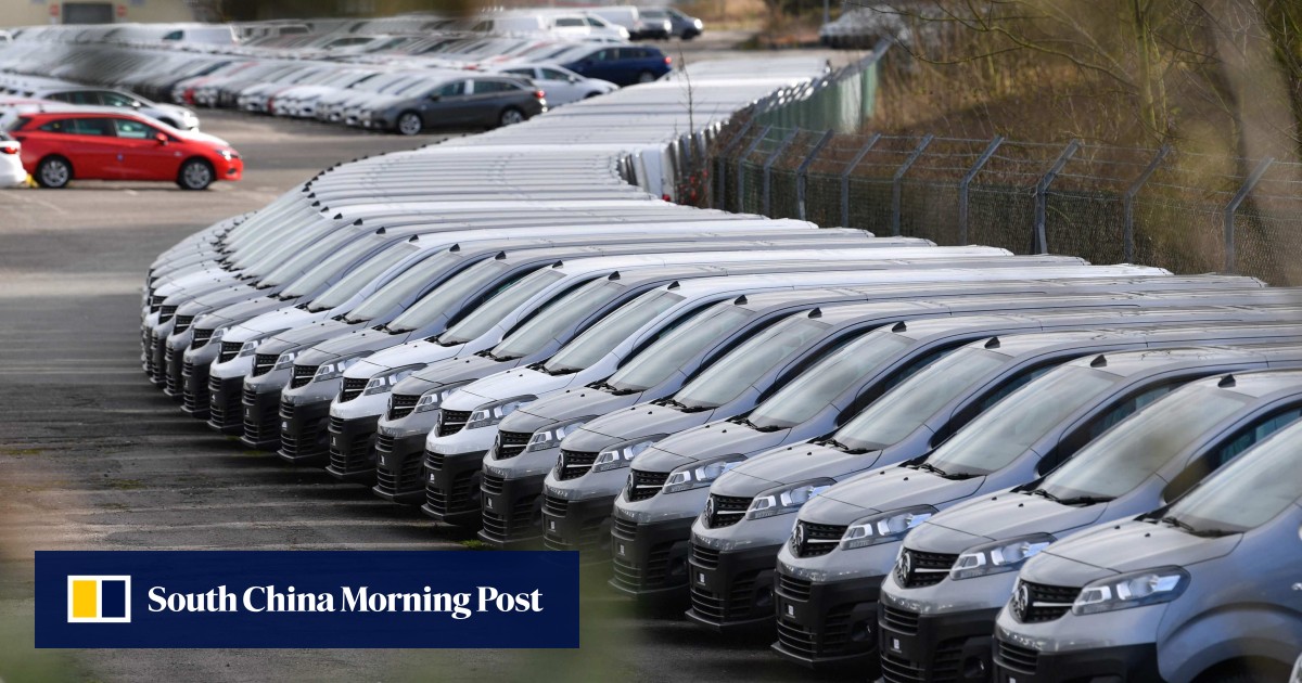 Ukraine crisis: Russia bans exports, hits back against sanctions ...