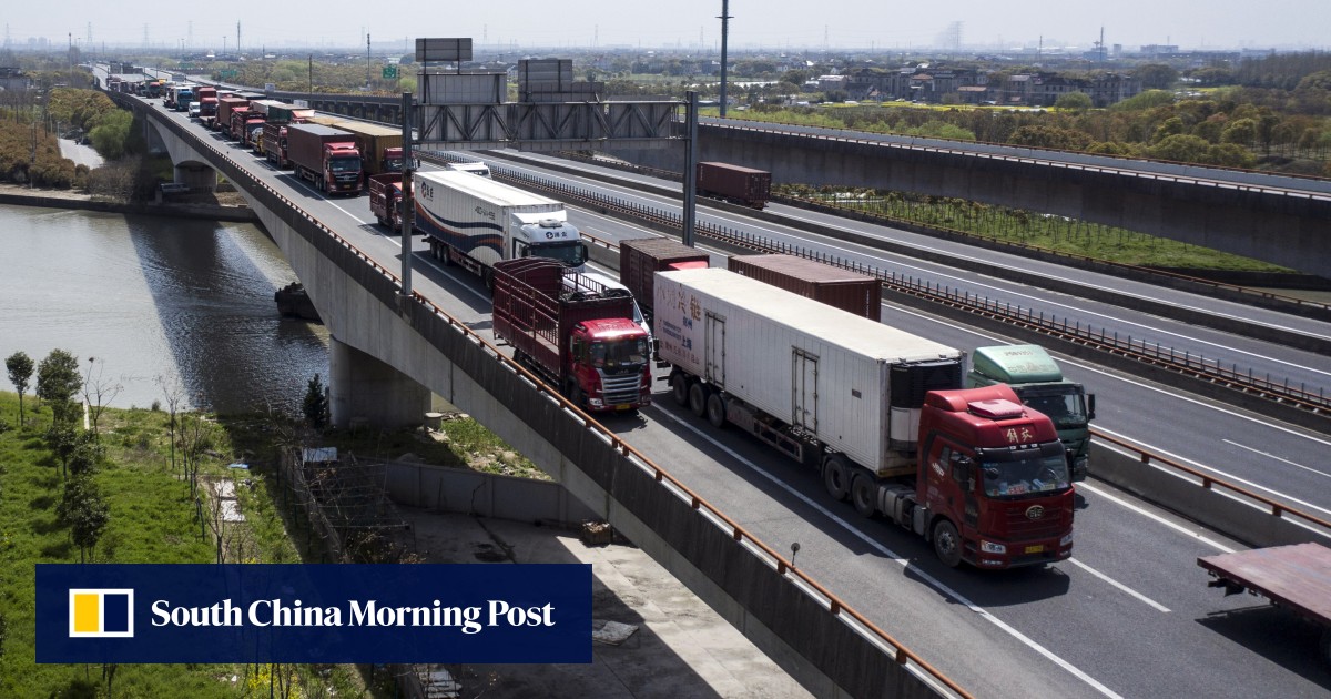 Coronavirus : Shanghai Port operations hit by city’s outbreak, lockdown ...