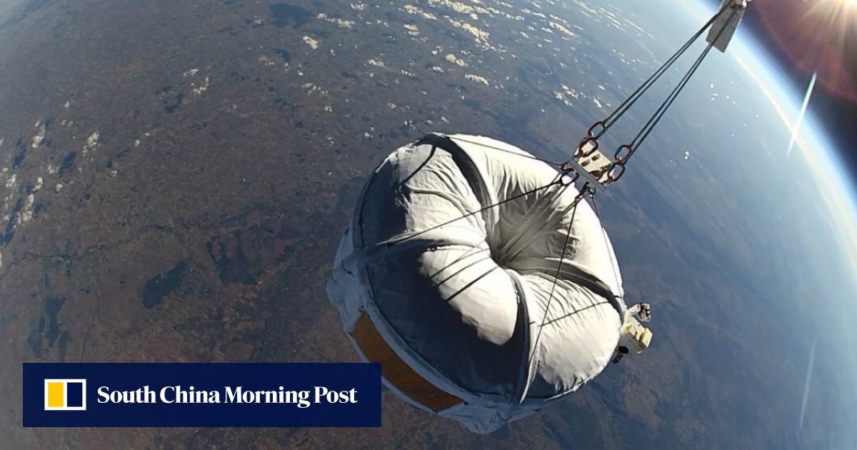 Chinese rocket-balloon launch lifts near-space scientific ambitions ...