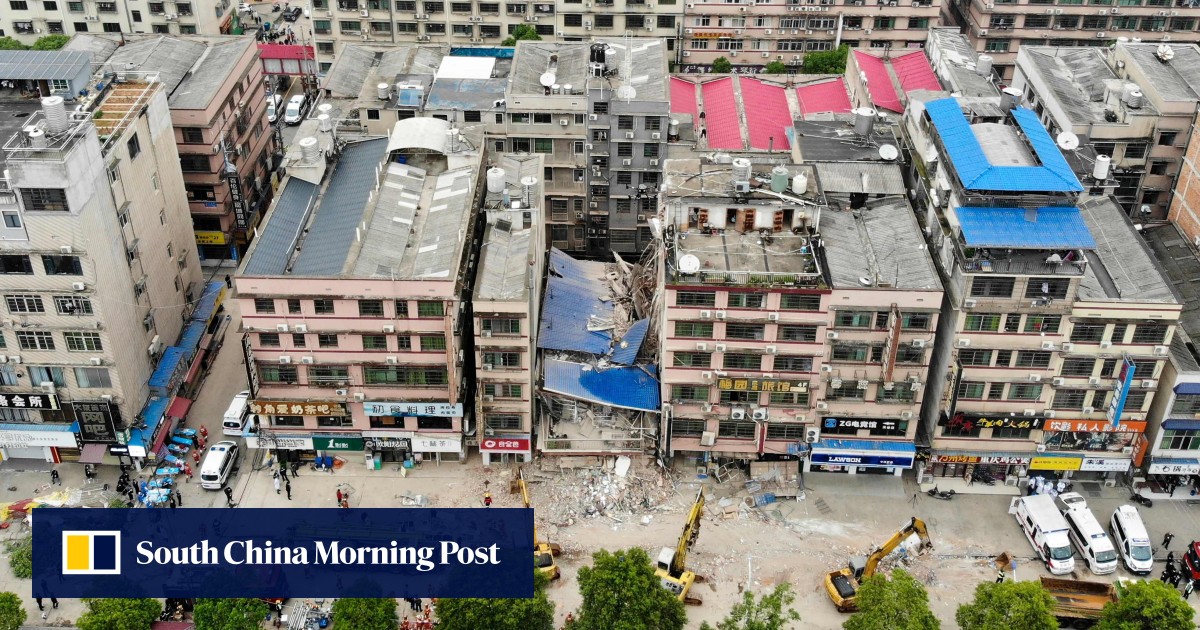 Residential building collapses in central Chinese city of Changsha ...
