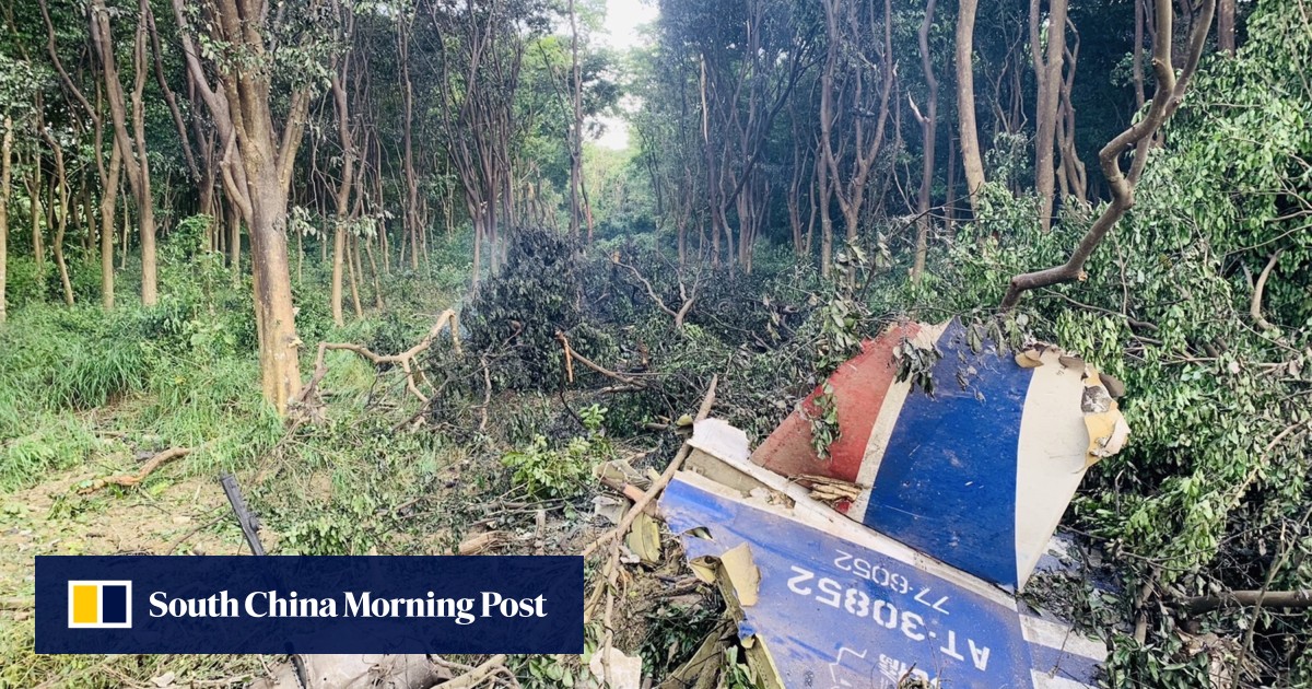 Taiwan air force training jet crashes, killing 23-year-old pilot ...