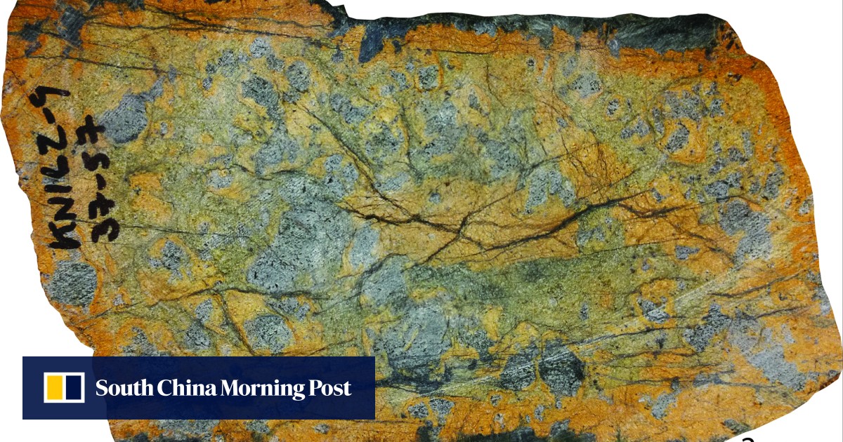 Earth’s inner secrets revealed in oldest rocks found on ocean floor ...