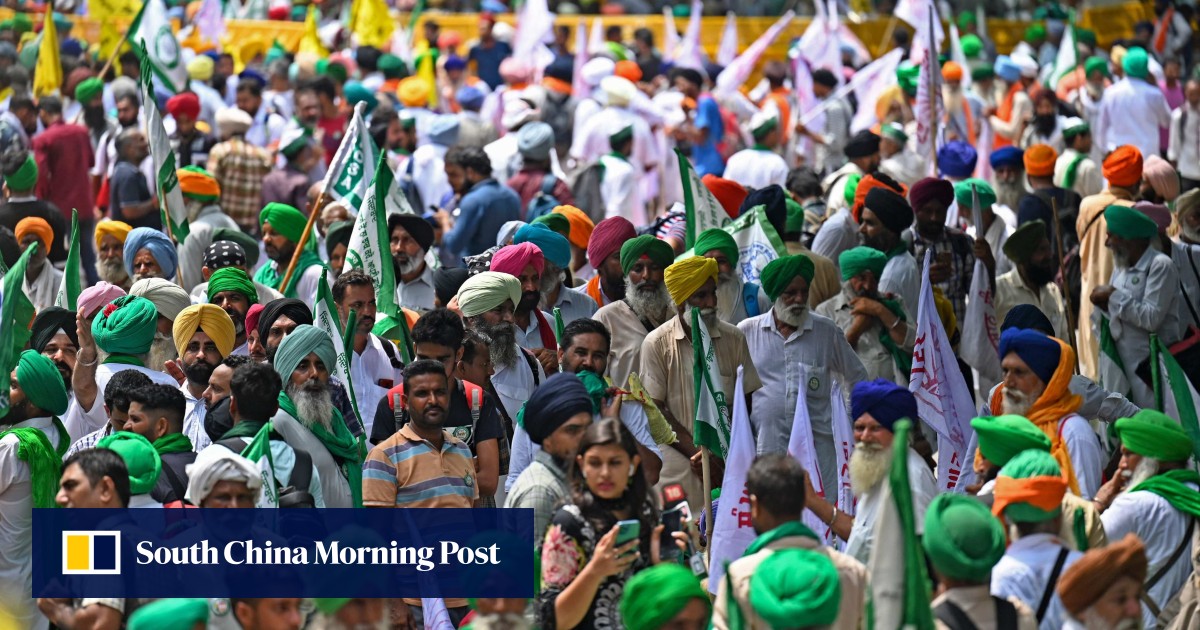 India: Thousands of farmers return to protest in capital, barricades ...
