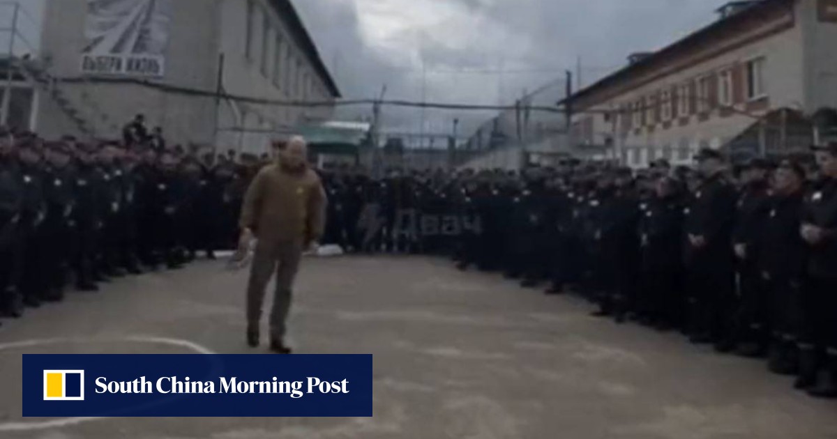 Ukraine war: video shows head of Wagner mercenary group recruiting at a ...