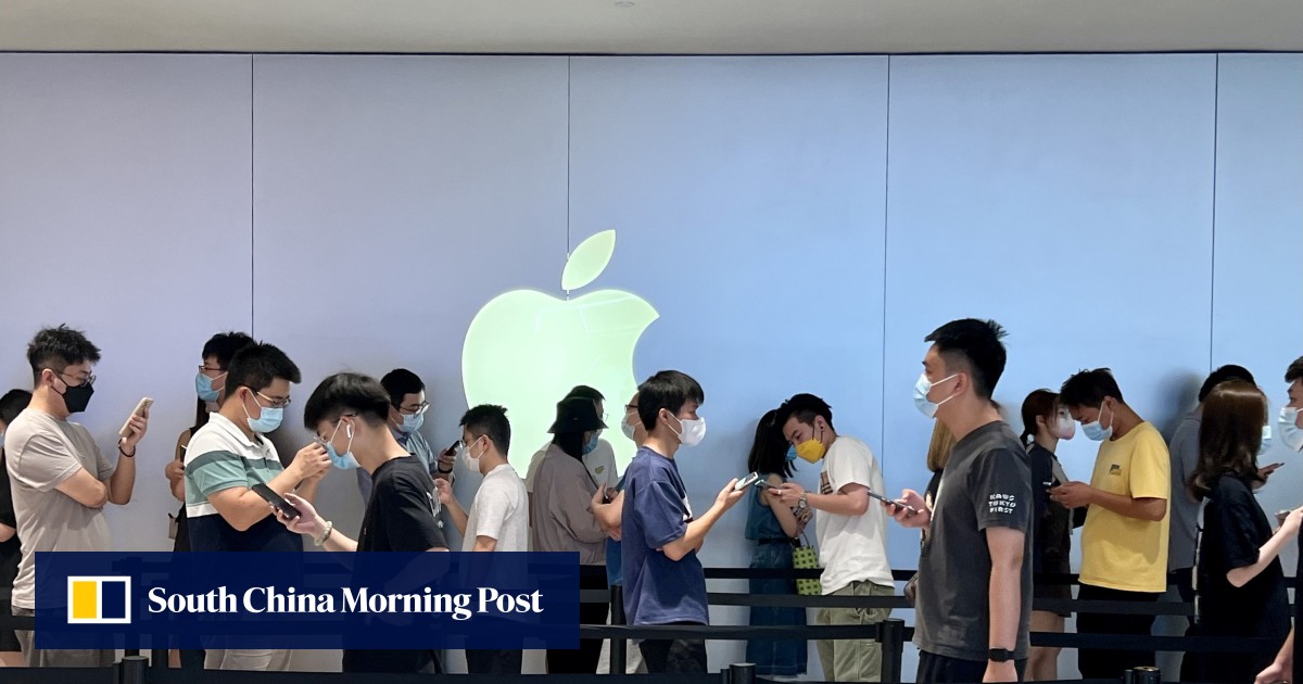 Apple’s iPhone 14 hits the shelves in China resulting in long queues ...