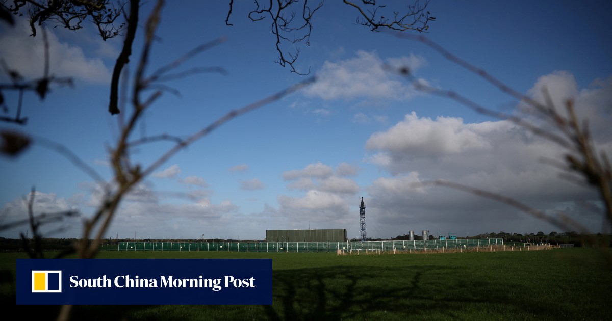 UK lifts ban on shale gas fracking to boost energy output amid Ukraine ...