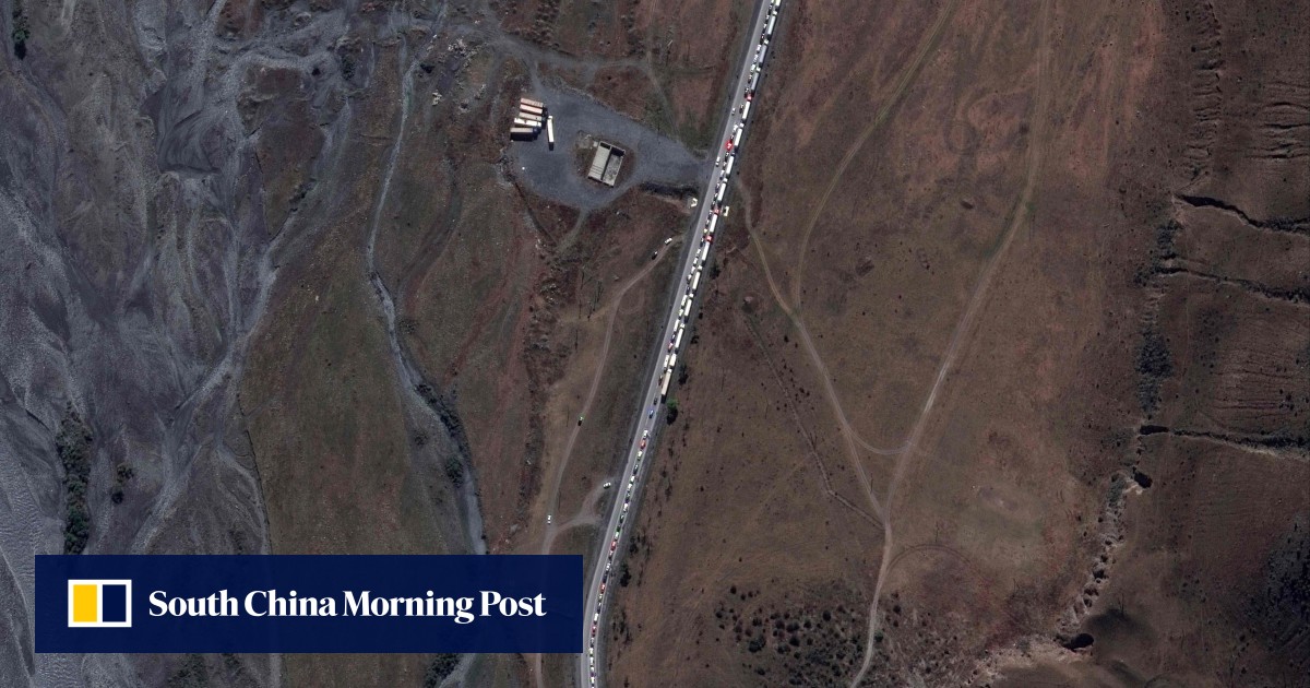 Ukraine war: 100,000 Russians flee to Kazakhstan amid military draft ...