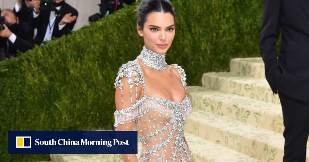 17 Times Kendall Jenner Proved Shes The ‘naked Style Queen Her Most