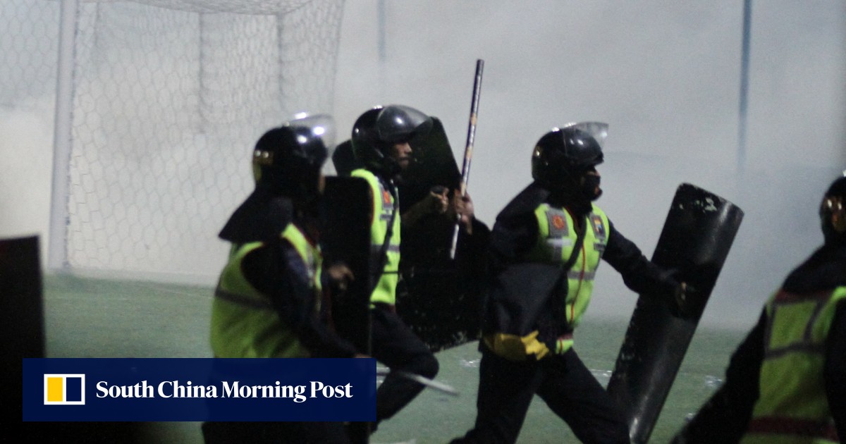32 children among 125 killed during Indonesia stadium stampede, police ...