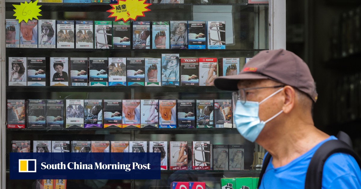 Government Advisers Propose Ban On Cigarettes For Future Hong Kong