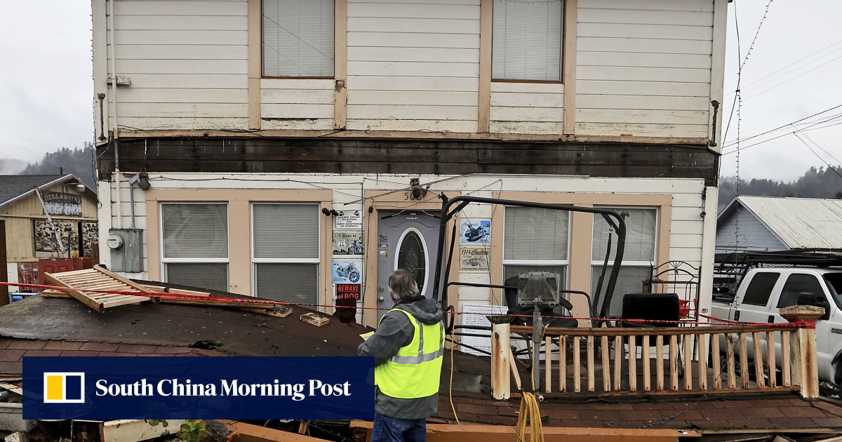 Powerful earthquake hits California, cutting power for tens of ...