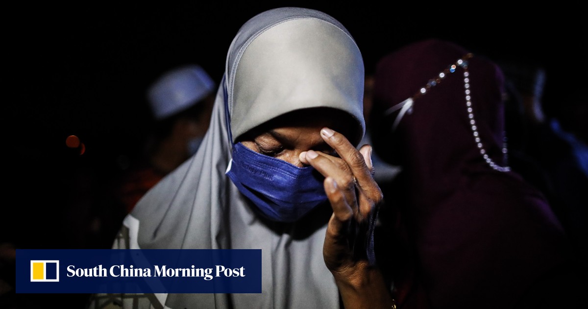 Malaysia Rescuers Hunt For Final Victim Of Deadly Landslide Tragedy As