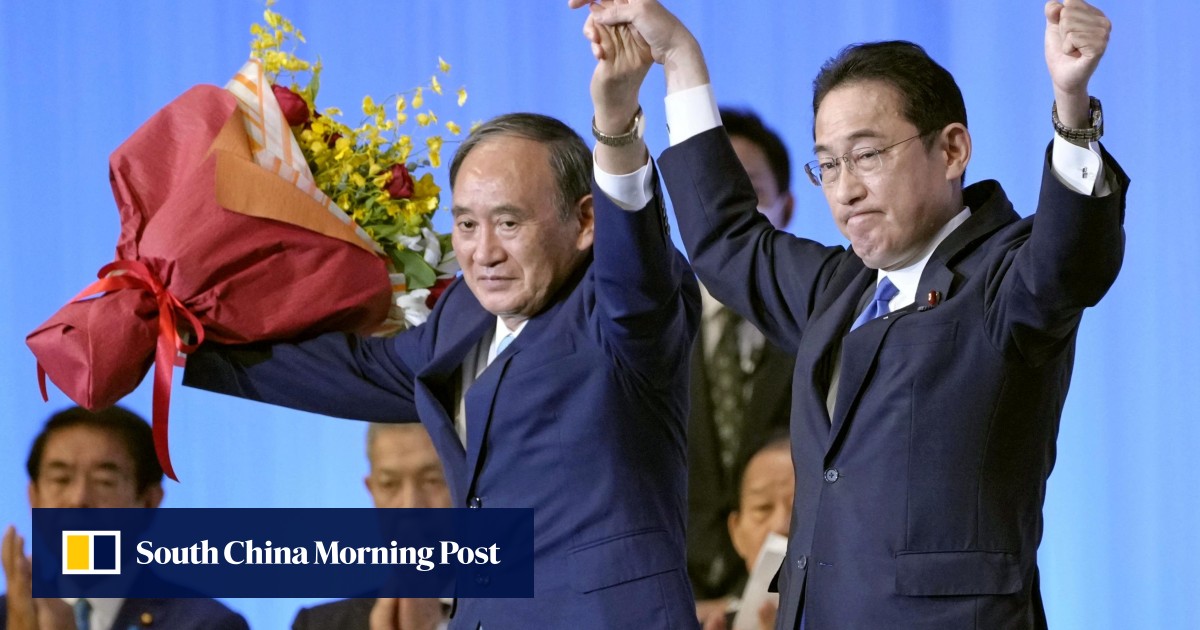 Is Japan’s Yoshihide Suga planning a comeback as PM Fumio Kishida’s ...