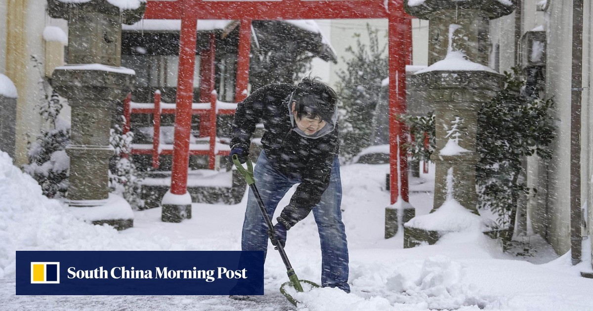 Japan shivers as ‘dramatic’ cold snap set to bring more chaos to homes ...
