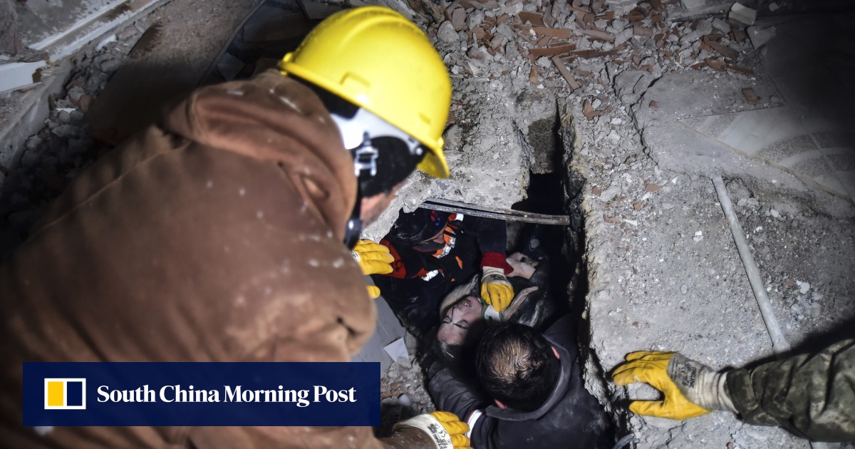 Turkey-Syria earthquake death toll nears 8,000 as Chinese rescue team ...