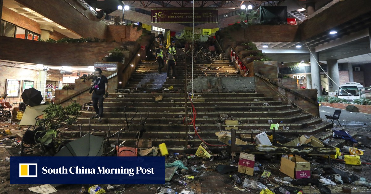 Hong Kong Protests 3 First Aid Volunteers Jailed For Up To 19 Months