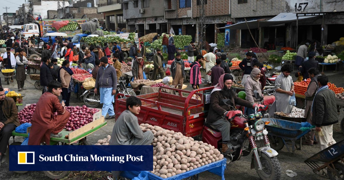 Pakistan teeters on bankruptcy as IMF bailout talks end without deal ...