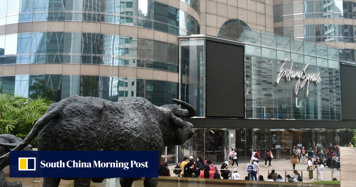 Hong Kong Stocks Slump As Chinese Tech Giants Step Up Rivalries Hsbc