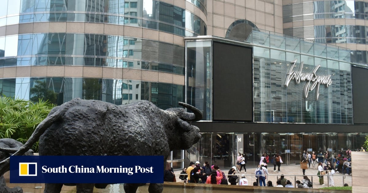 Hong Kong Stocks Slump As Chinese Tech Giants Step Up Rivalries Hsbc