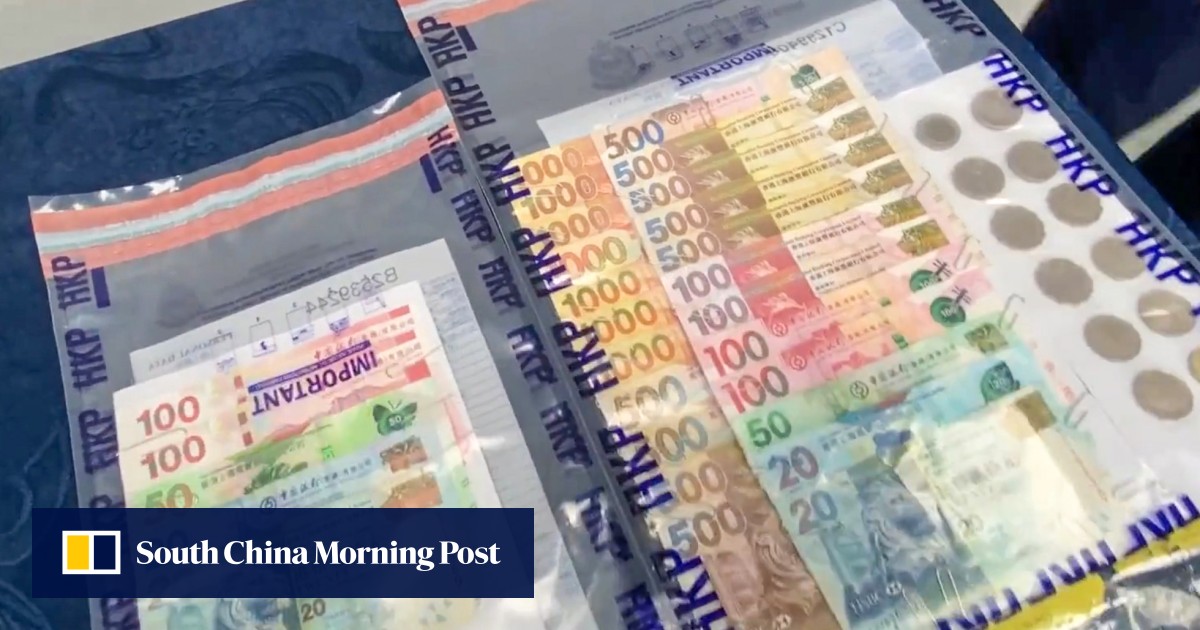 Mainland Chinese Couple Arrested For Allegedly Stealing Hk 3 000 From