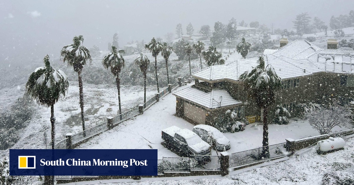 Los Angeles area blanketed by snow in rare heavy storm, thousands still ...