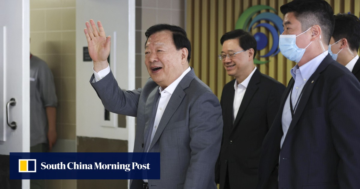 Beijings Top Official Overseeing Hong Kong Affairs Enjoys Local
