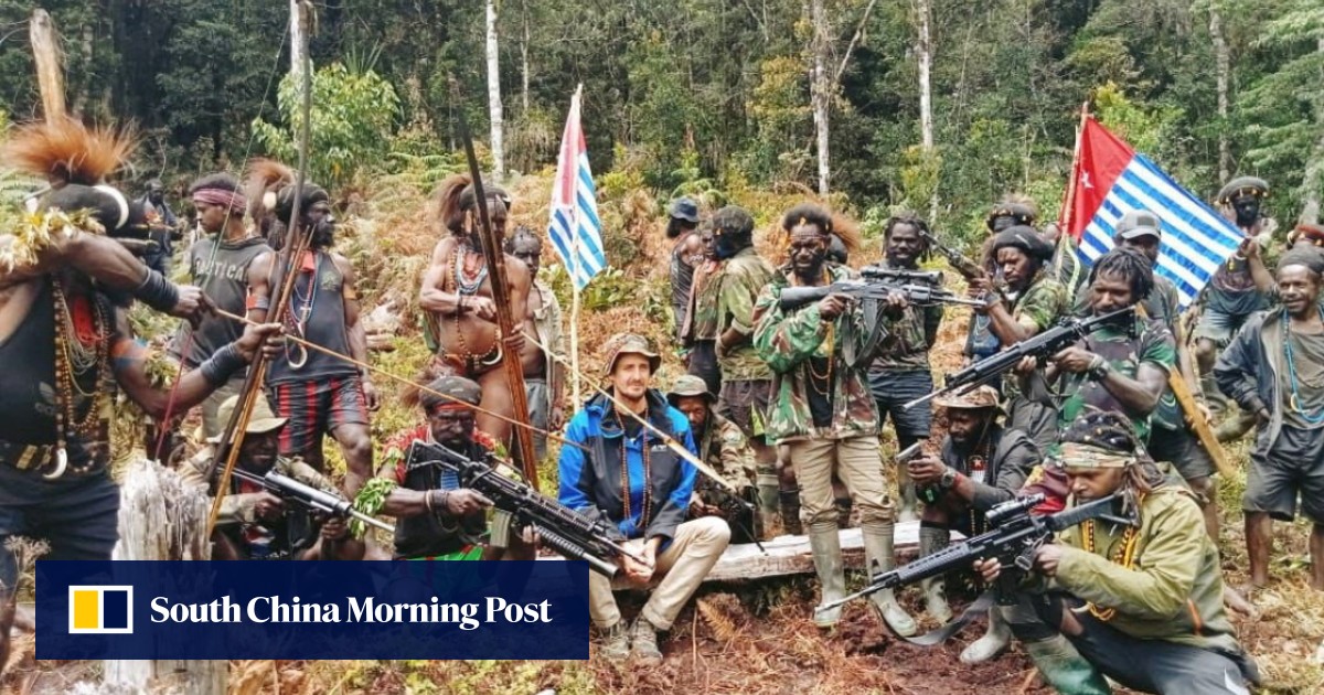 Gunmen kill Indonesian soldiers deployed to rescue kidnapped New ...