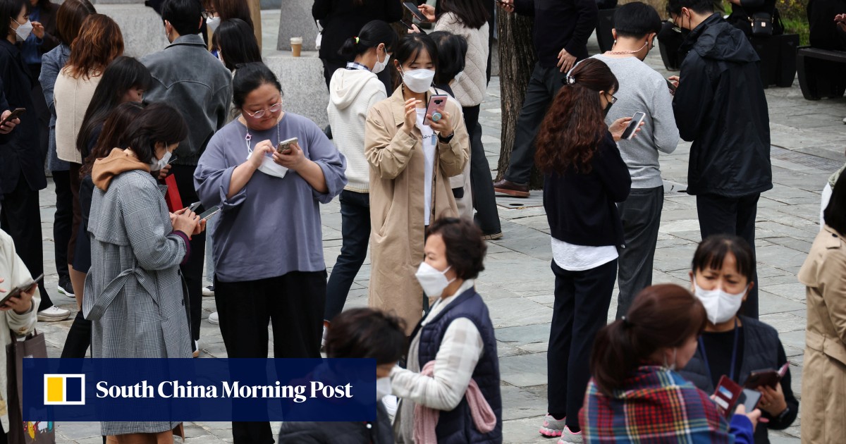 Struggling South Koreans tap the Toss app in pursuit of pennies, extra ...