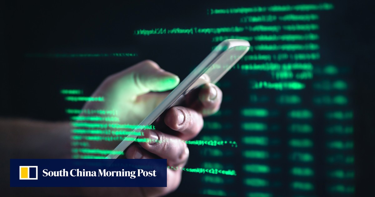 Hong Kong Police Arrest 100 Suspects Over Cyber Fraud With 1 Love Scam