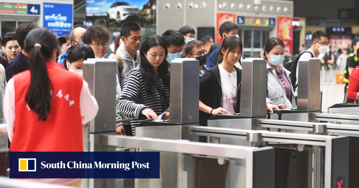 China’s services activity expands as consumers return, firms benefit ...