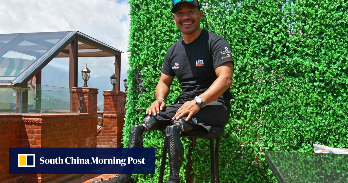 Double amputee climber makes history on Mount Everest | South China ...