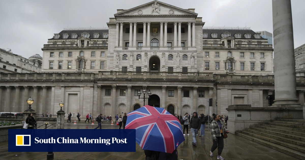 HSBC and 4 other banks broke UK competition law with bond-trading ...